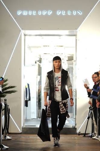 Philipp Plein Home Kollektion 2012 > Die Welt der Schuhe